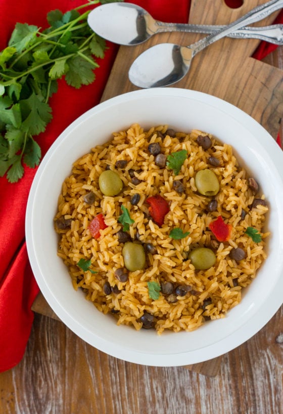 Easy Arroz con Gandules (Dominican Rice with Pigeon Peas) - My ...