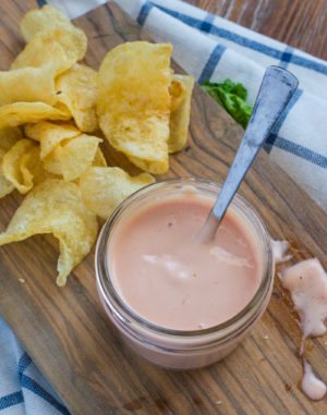 Easy Mayo Ketchup Sauce (Pink Sauce) - My Dominican Kitchen
