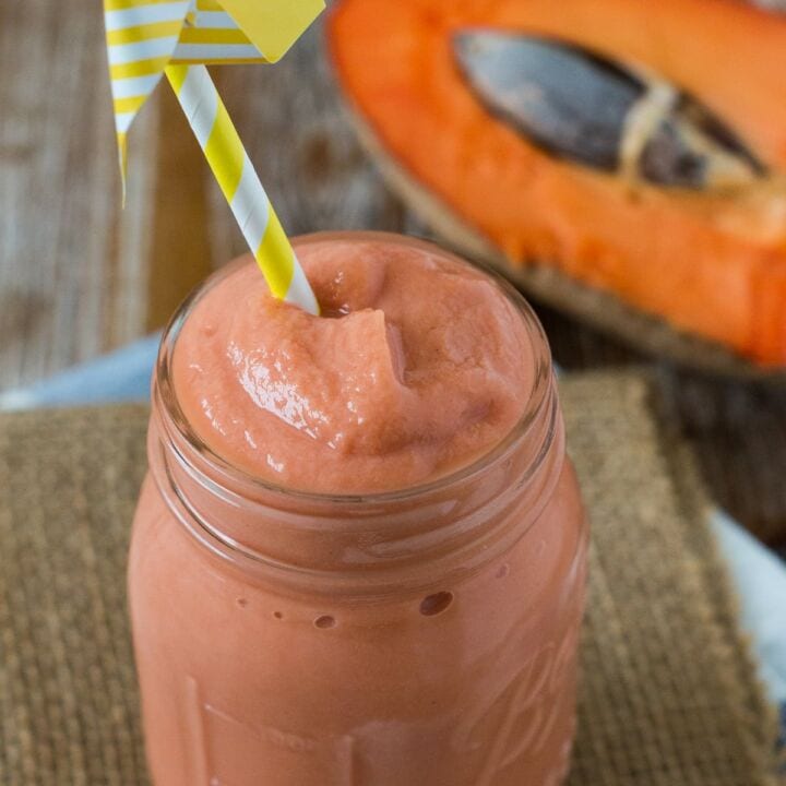 Mamey (Sapote) Smoothie - My Dominican Kitchen