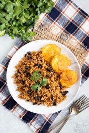 Easy Black Beans and Rice Recipe (Arroz Congri) - My Dominican Kitchen