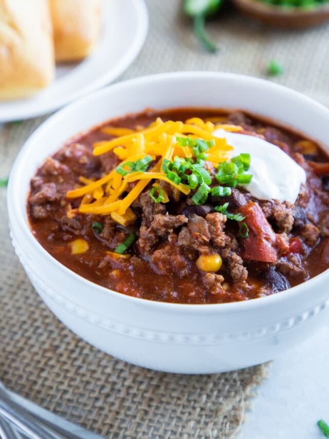How To Make The Best Slow Cooker Chili - My Dominican Kitchen