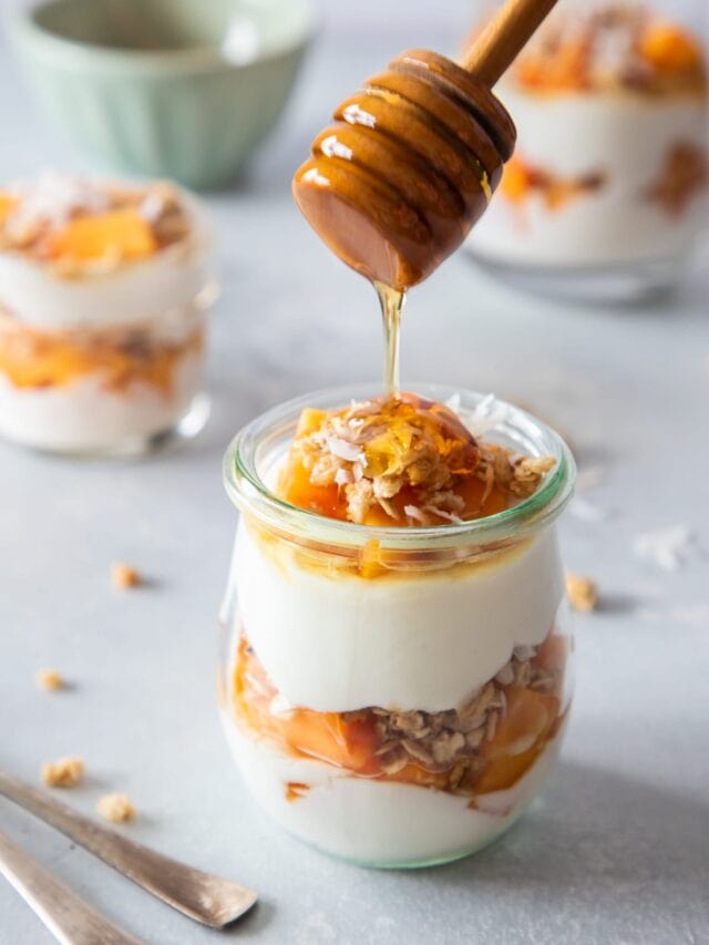Tropical Twist: Papaya and Greek Yogurt Parfait with Honey and Granola ...