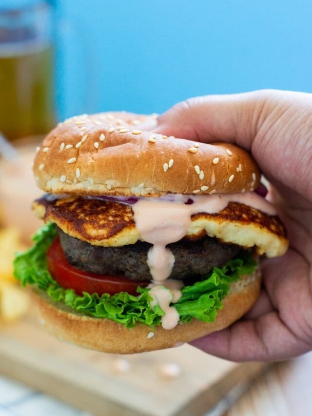 Taste the Ultimate Queso Burger: Juicy, Thick, & Loaded! - My Dominican ...