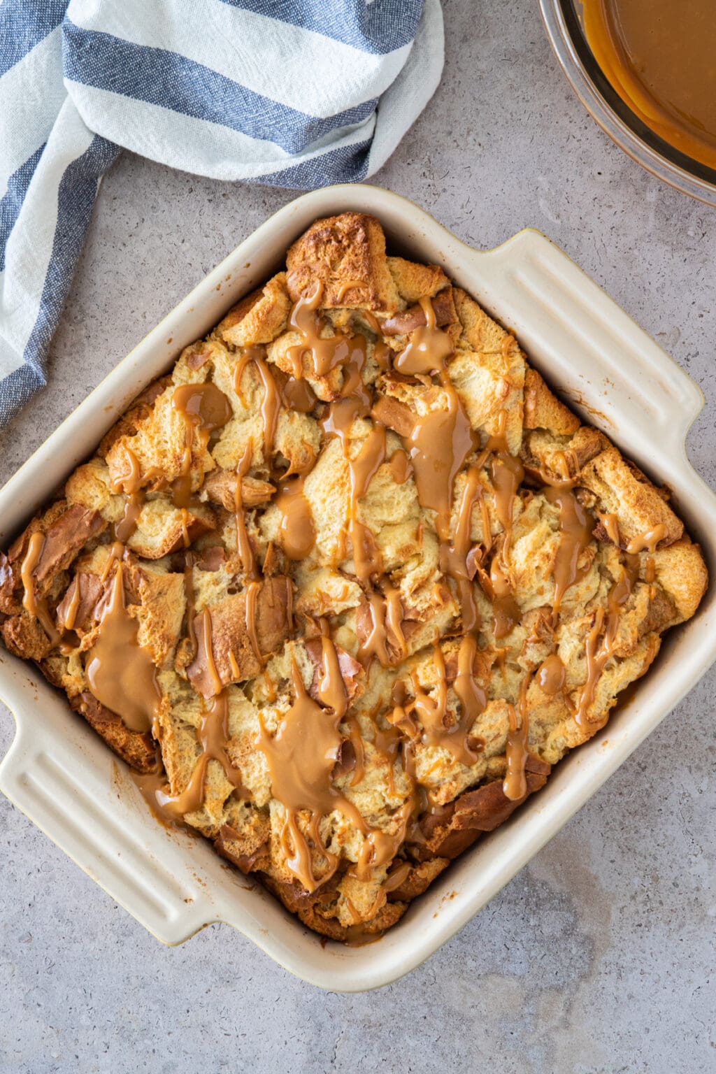 Easy Bread Pudding Recipe with Dulce de Leche Sauce - My Dominican Kitchen