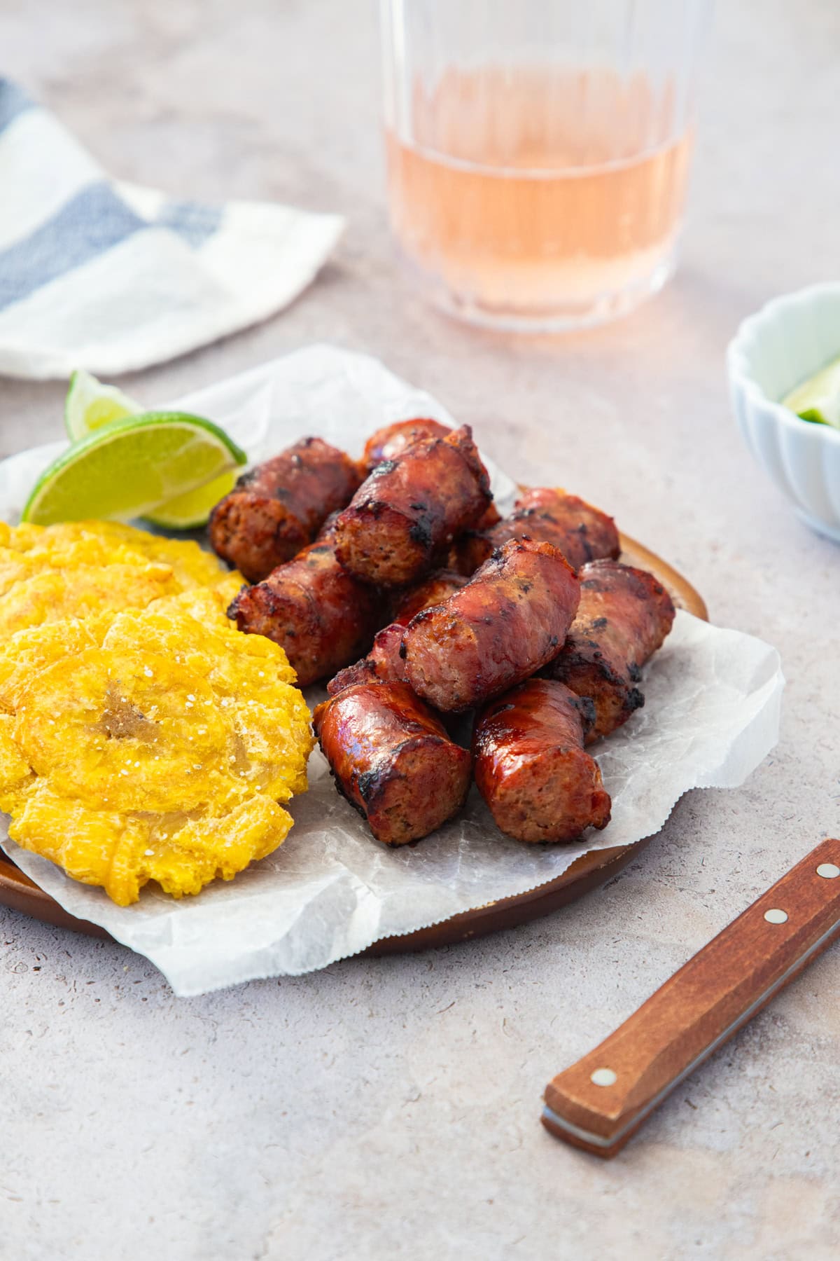 Crispy Longaniza Frita (Fried Dominican Longaniza) in 12 Minutes - My ...