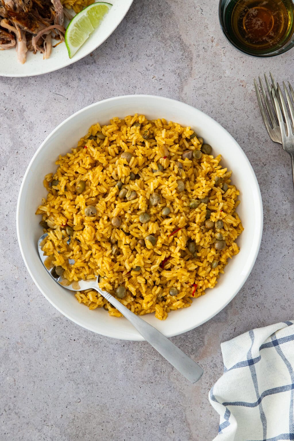 Easy One-Pot Moro de Guandules con Coco (Dominican Coconut Rice with ...